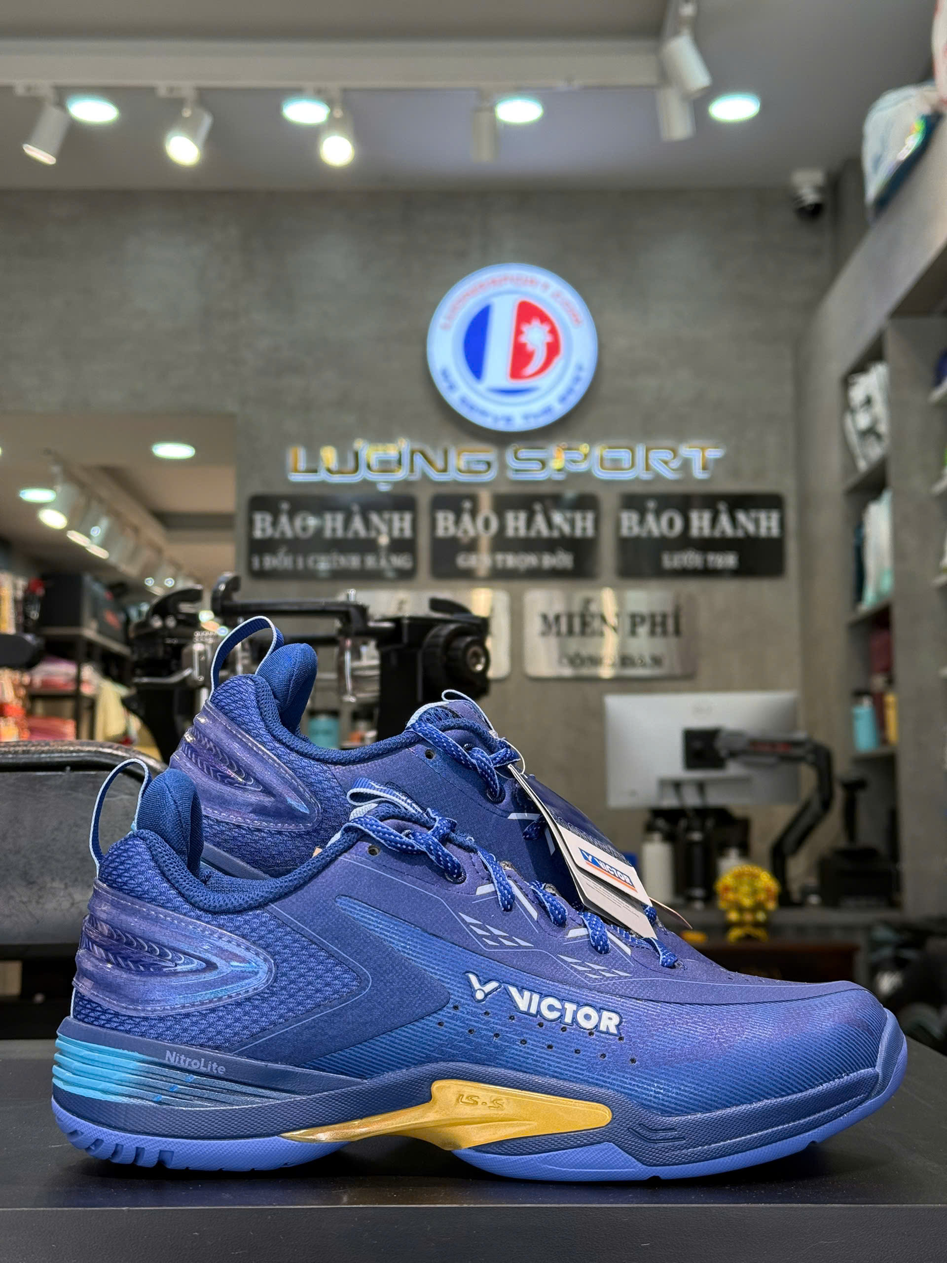 Giày cầu lông VICTOR A970 NITROLITE ADV B chính hãng 2025